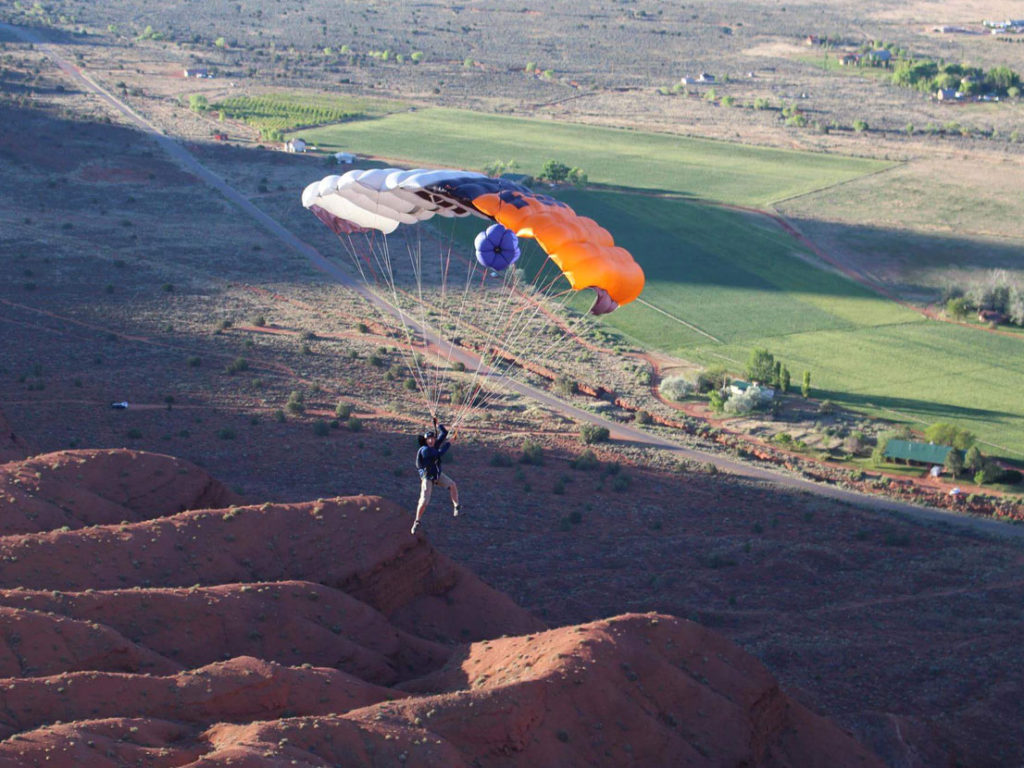 FLiK II BASE PARACHUTE - Apex BASE