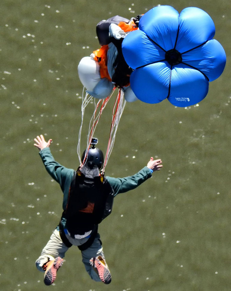 Pilot Chute Selection for BASE Jumping - Apex BASE